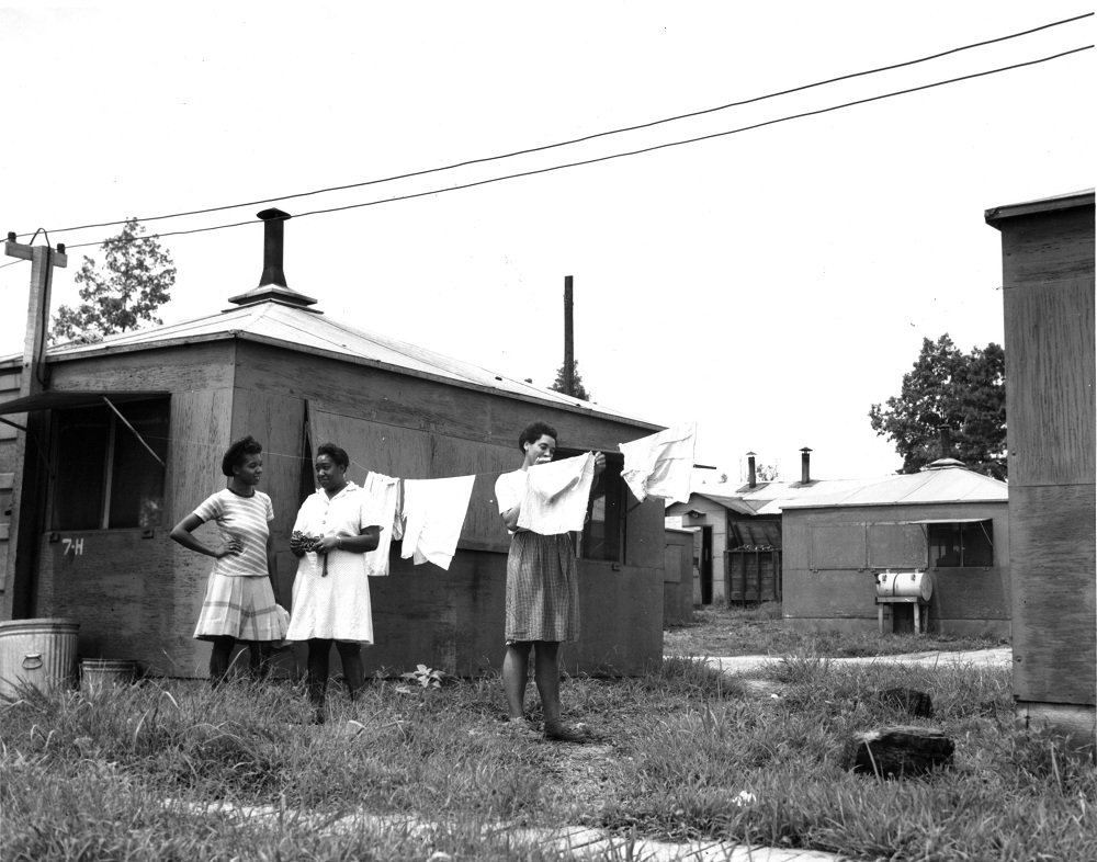 Amazon.com: The Girls of Atomic City: The Untold Story of the Women Who ...