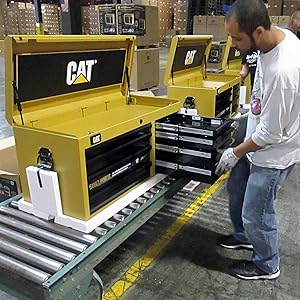 Amazon.com: Cat 17-Drawer Ball-Bearing Tool Chest and Cabinet ...