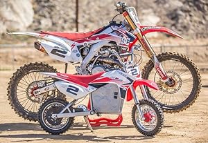 Amazon.com: Razor SX500 McGrath Dirt Rocket Electric Motocross Bike ...