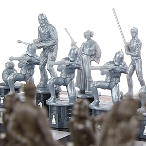 قیمت و خرید Star Wars Chess Game برند Hasbro Gaming | مالتینا