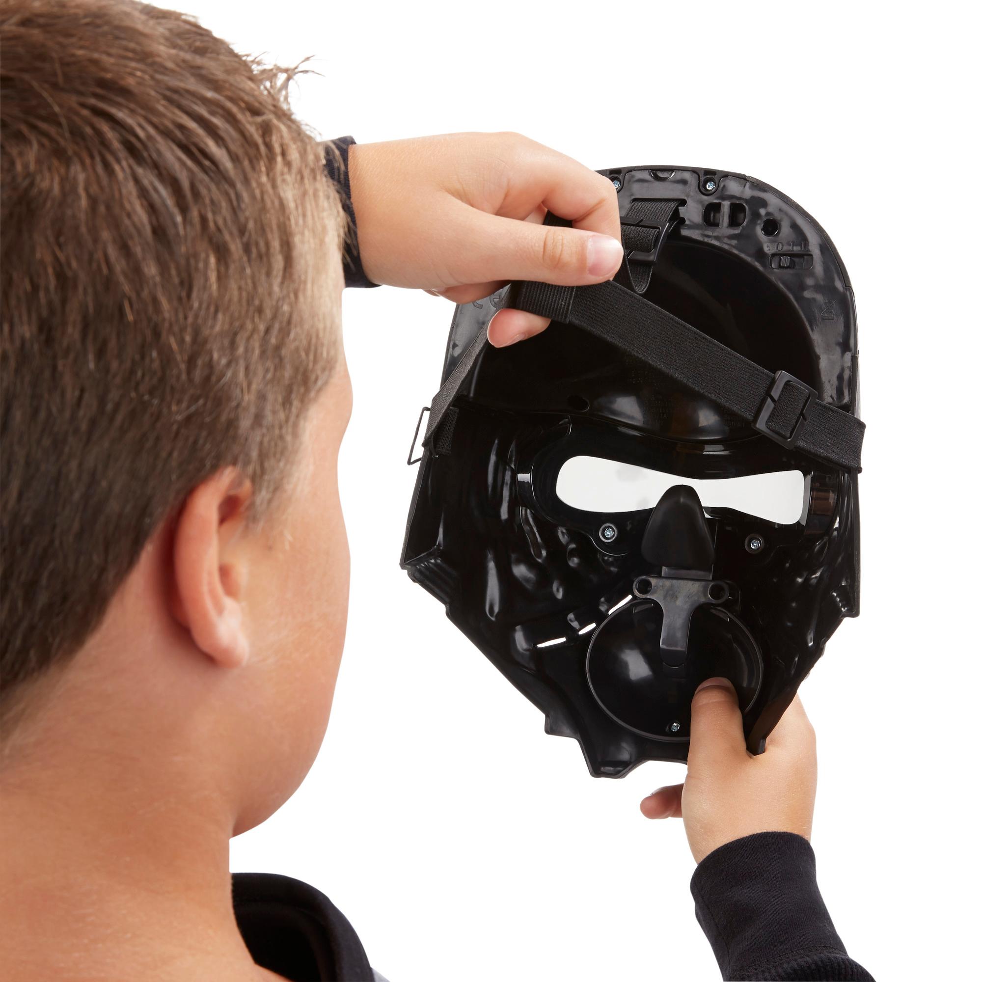 Amazon.com: Star Wars The Force Awakens Kylo Ren Electronic Voice ...