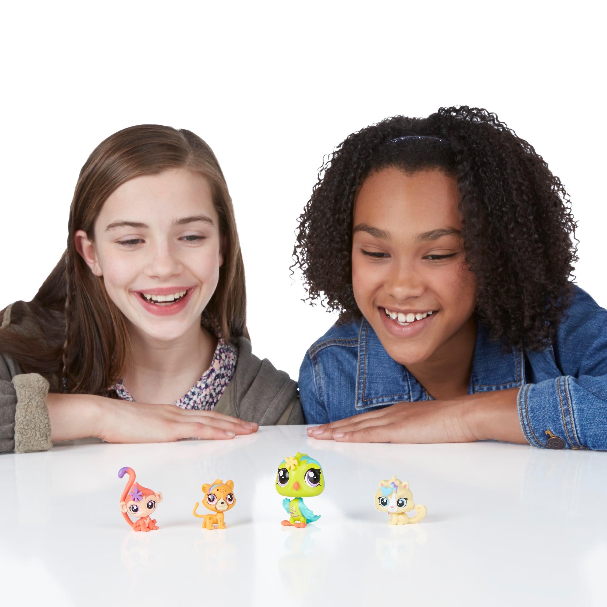 Amazon.com: Littlest Pet Shop Pet Jet Playset Toy, Includes 4 Pets ...