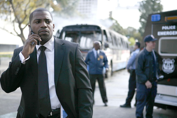 Amazon.com: Lie To Me: Season 1 [Blu-ray] : Tim Roth, Kelli Williams ...