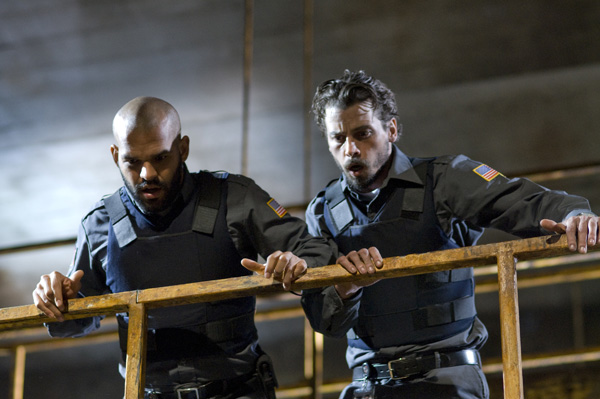 Amazon.com: Armored : Matt Dillon, Jean Reno, Laurence Fishburne ...