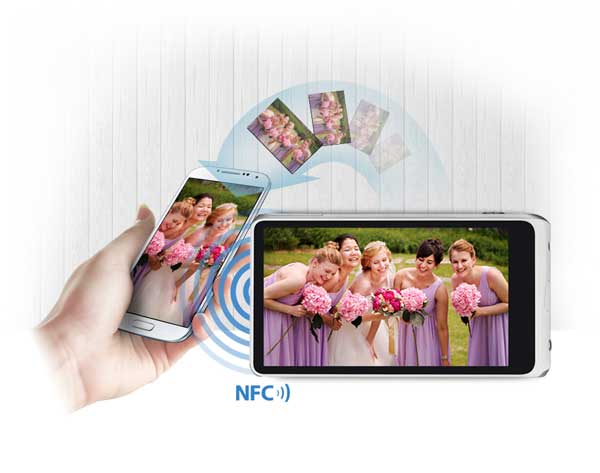 Samsung Galaxy Camera 2 16.3MP CMOS with 21x Optical Zoom and 4.8 ...