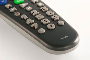 Amazon.com: URC SR3 Big Button Universal Remote Control with Easy-to ...