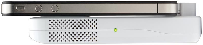 Amazon.com: General Imaging PJ205 ipico Handheld LED Personal Projector ...