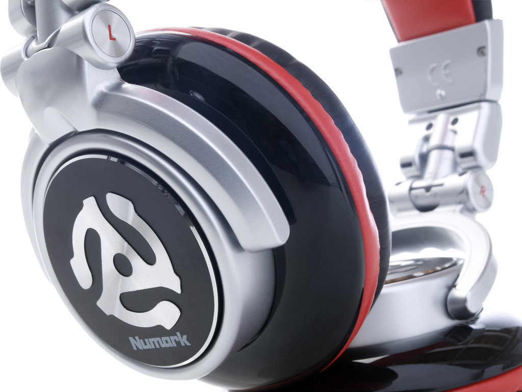 Amazon.com: Numark Red Wave | Professional Over-Ear DJ Headphones with ...