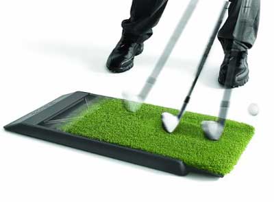 Amazon.com : SKLZ Glide Pad Divot Simulator Golf Mat : Golf Putting ...