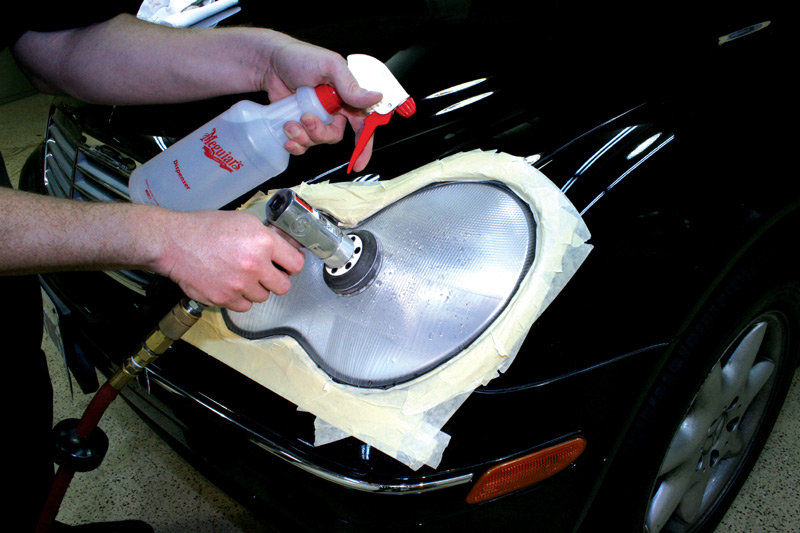 Amazon.com: Meguiar's Professional Headlight and Spot Repair Kit ...