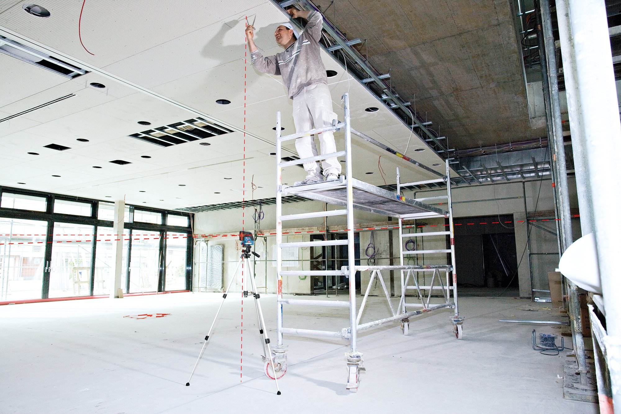 Bosch GCL 25 Self Leveling 5-Point Alignment Laser with Cross-Line and ...