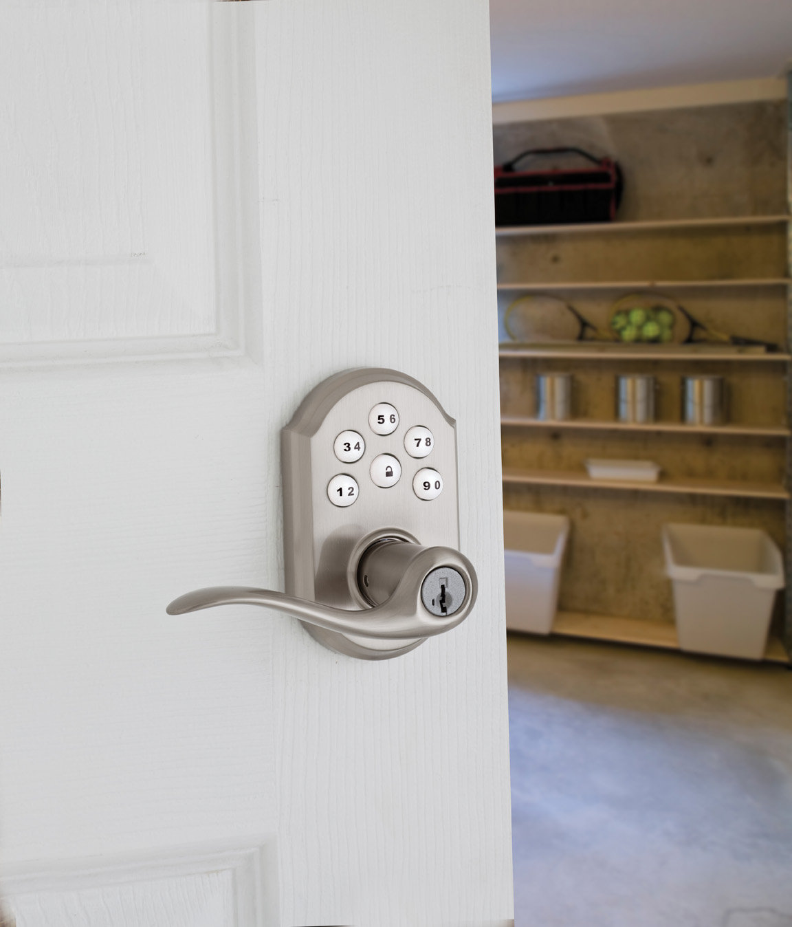 Kwikset featuring SmartKey SmartCode Entry Lever Featuring SmartKey ...
