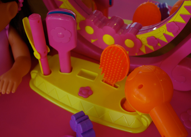 Amazon.com: Fisher-Price Dora's Let's Get Ready Vanity : Toys & Games