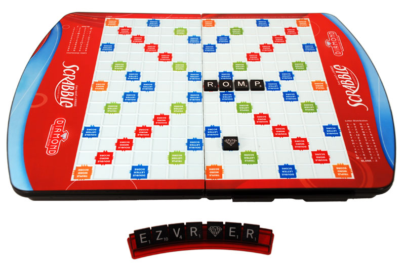 Amazon.com: Parker Brothers Scrabble Diamond Edición de aniversario ...