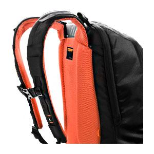 Everki 95320 Beacon - Laptop Backpack with Gaming Console Sleeve fits ...