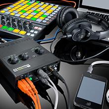 Novation Audiohub 2x4 Combined Audio Interface and USB 2.0 Hub : Amazon ...