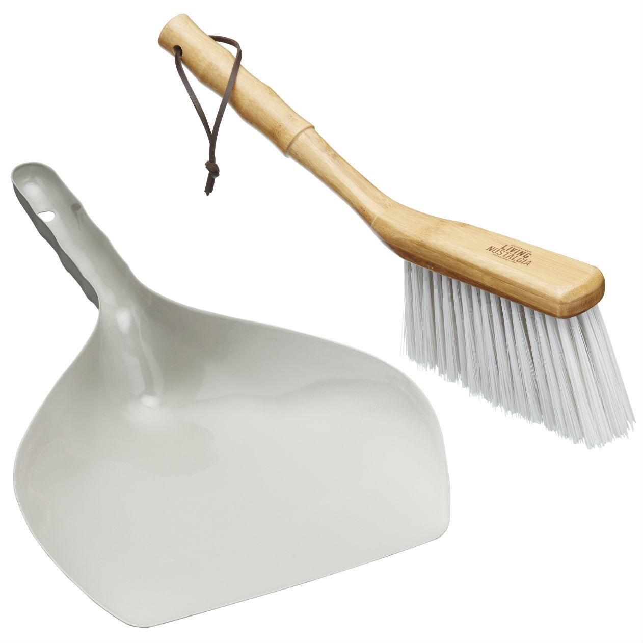 KitchenCraft Living Nostalgia Traditional Dustpan and Brush Set: Amazon ...