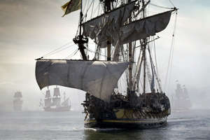 Der Admiral - Kampf um Europa [Blu-ray]: Amazon.de: Frank Lammers, Charles Dance, Rutger Hauer ...