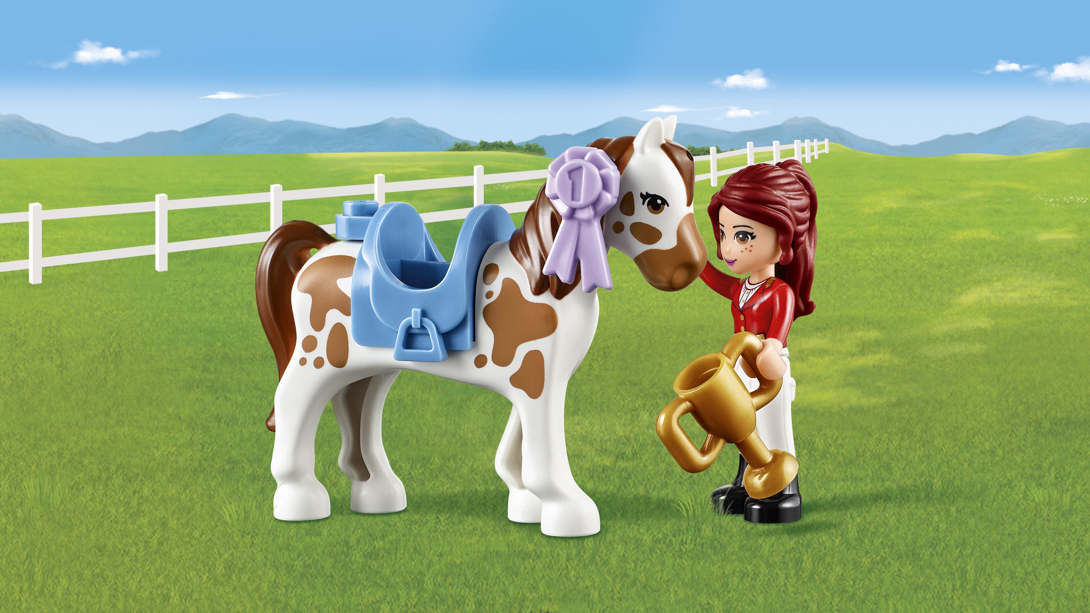 LEGO Friends 41126 - Heartlake Reiterhof: Amazon.de: Spielzeug