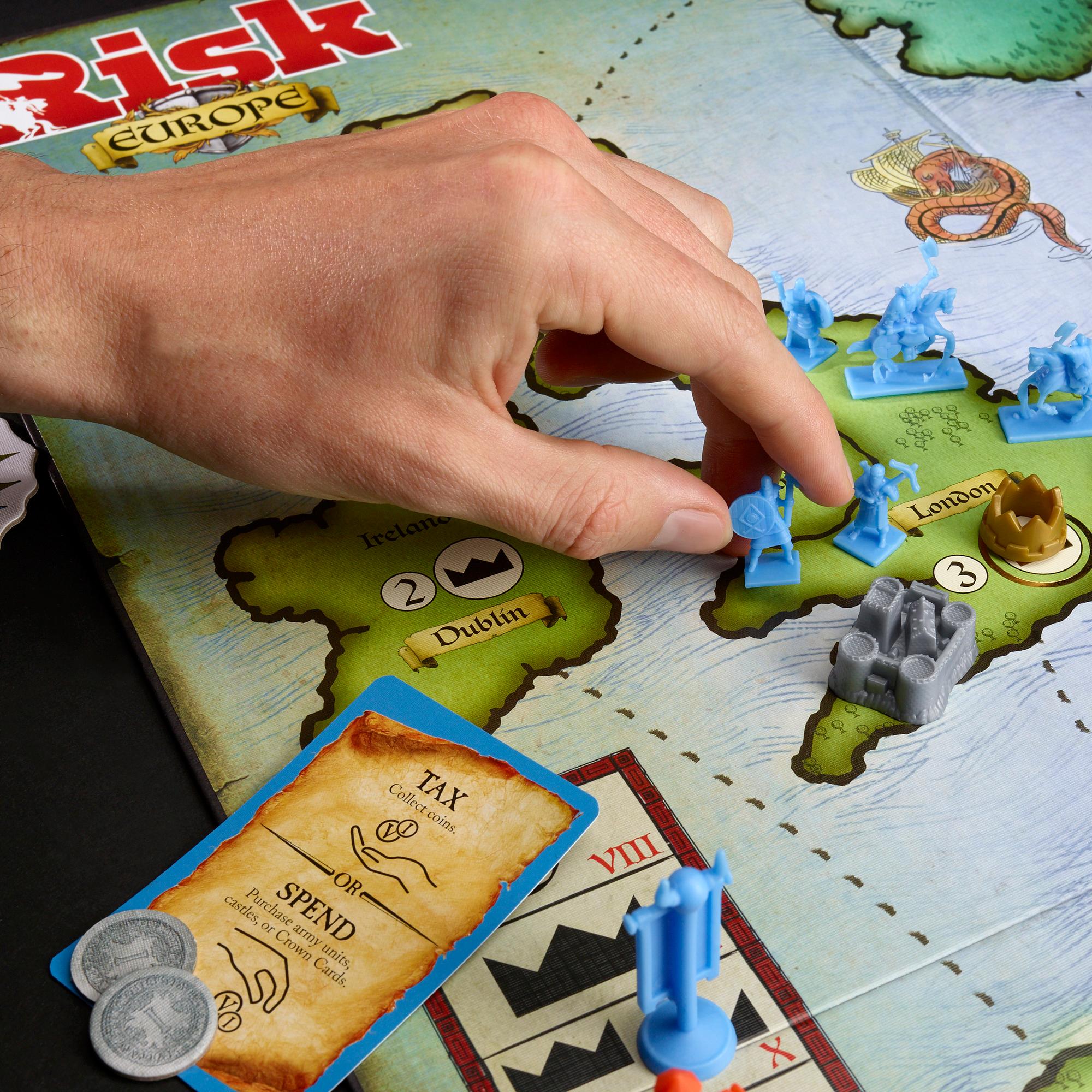 Hasbro Spiele B7409100 - Risiko Europa, Strategiespiel: Amazon.de ...