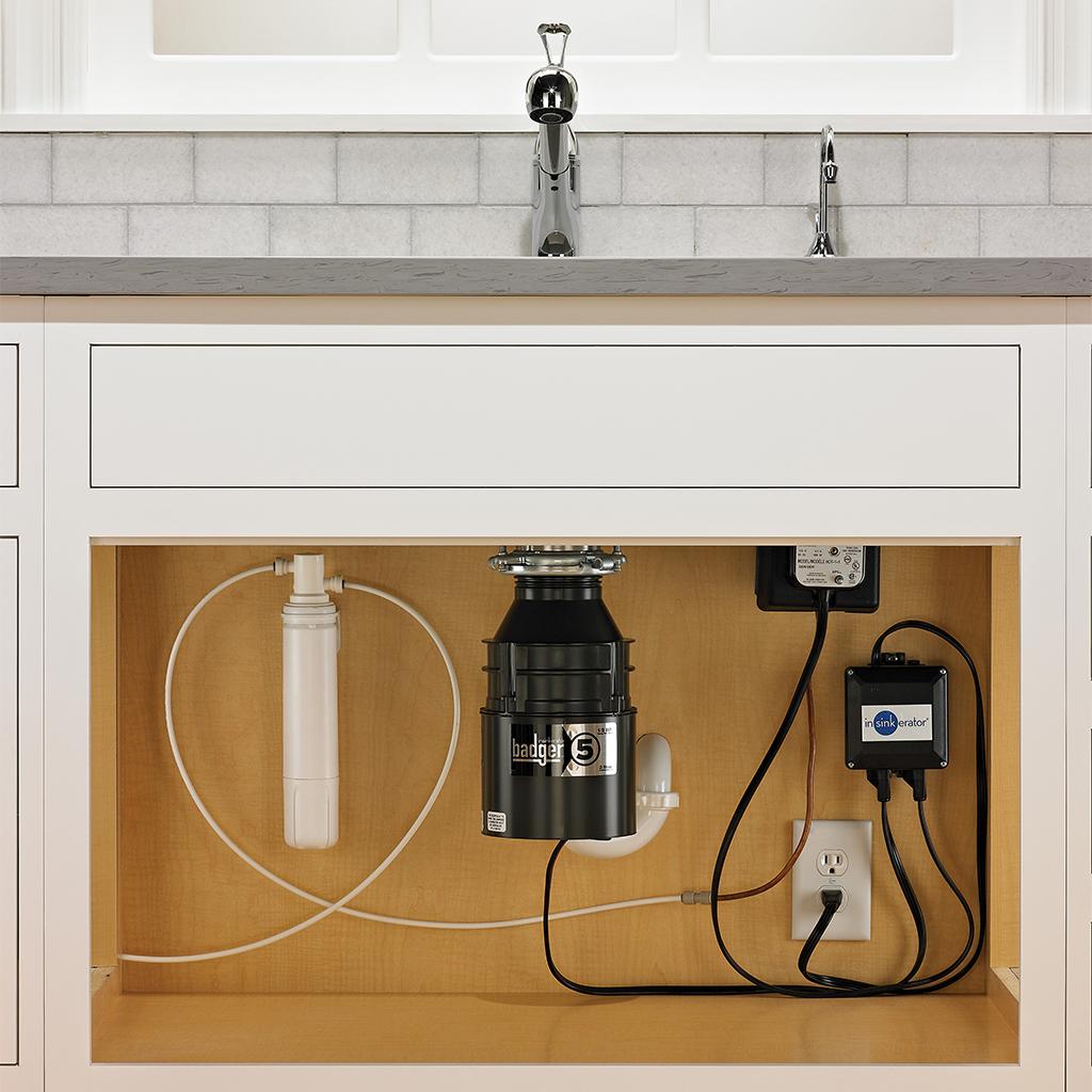 InSinkErator Badger 5 1/2 HP Household Food Waste Disposer, Garbage ...