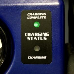 Clore Automotive JNC660 Jump-N-Carry 1700 Peak Amp 12-Volt Jump Starter ...