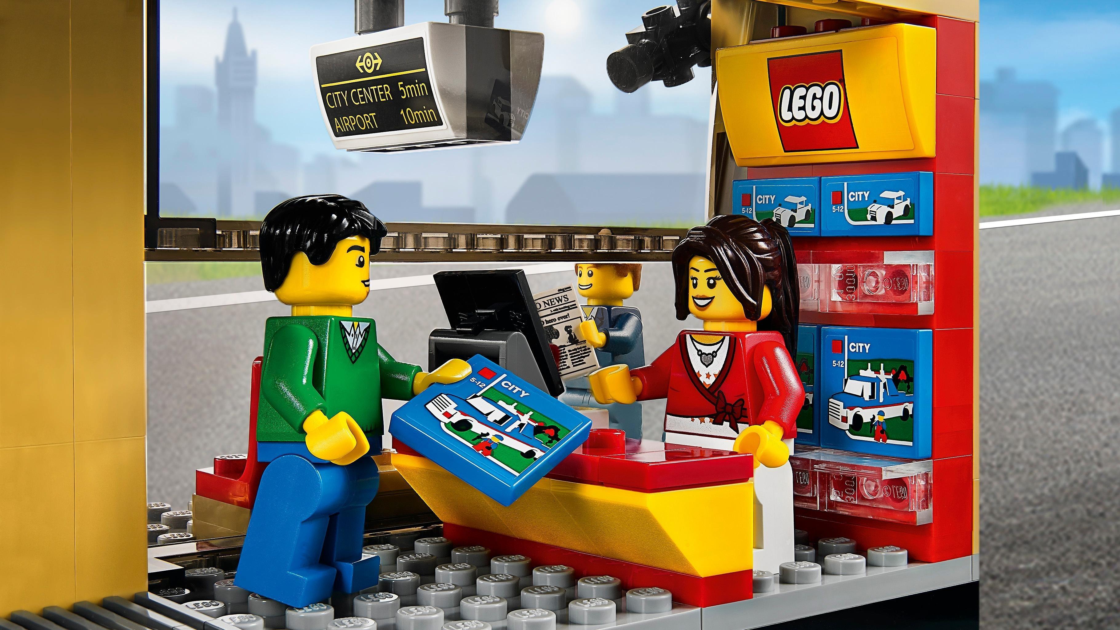 Lego City Trains 60050 - Stazione Ferroviaria: Amazon.it: Giochi e ...