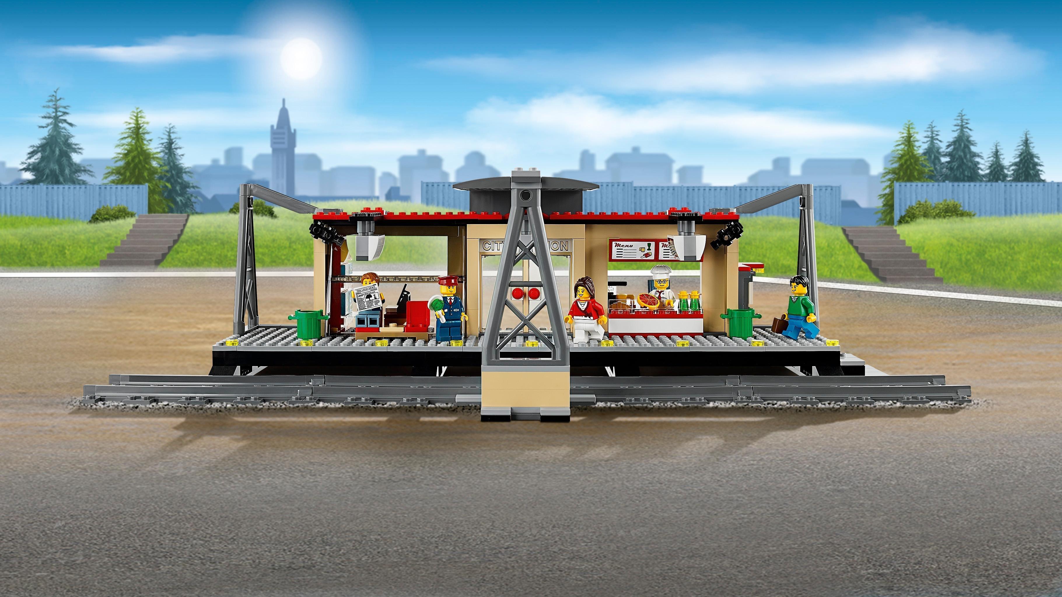 Lego City Trains 60050 - Stazione Ferroviaria: Amazon.it: Giochi e ...