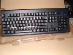 Amazon.com: IBM Black PS/2 Vintage Computer Keyboard - 104 Keys - Semi ...