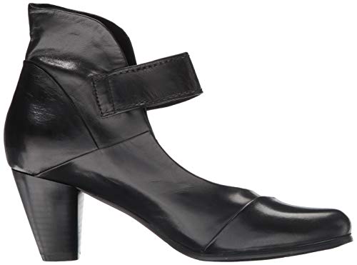 Spring Step Women's Chapeco Dress Pump | Pretty Boots and Shoes