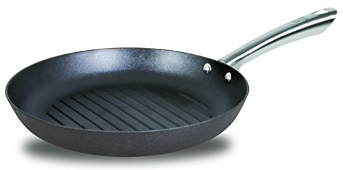 Lightweight Cookware for Elderly & Seniors (Easier to Use Handles Too!)