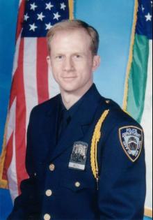 Amazon.com: Bad Cop: New York's Least Likely Police Officer Tells All ...