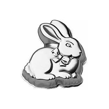 Amazon.com: Wilton Cottontail Easter Bunny Rabbit Cake Pan ~ Retired ...