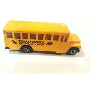 Amazon.com: Matchbox 2008 MBX City Action #42 GMC School Bus: Toys & Games