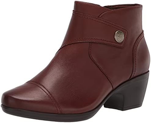 سعر Clarks Women's Emily Calle Fashion Boot فى السعودية | بواسطة امازون ...