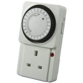 Timer Plug switch 24 hour with indicator light: Amazon.co.uk: Kitchen ...