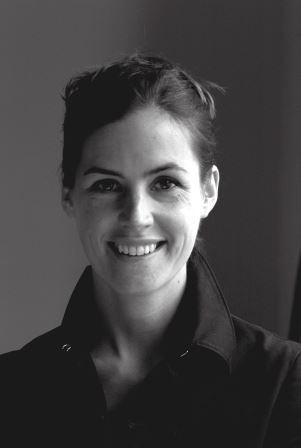 The Crown Jewels: The Official Illustrated History: Amazon.co.uk: Anna ...