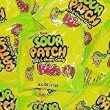 Fun Size Sour Patch Kids Candy Packets [4LB Bag]: Amazon.com: Grocery ...