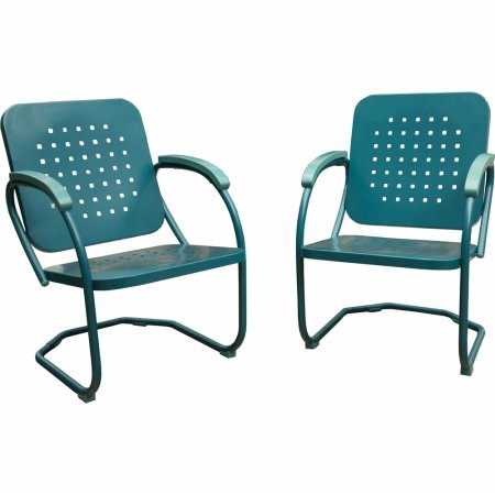 7 C-Spring Patio Chairs to Help Brighten Up Your Backyard