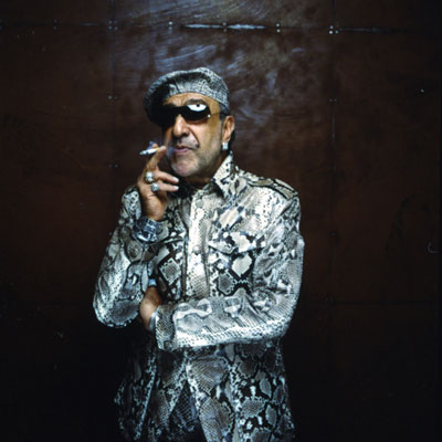 Claude Challe à écouter ou acheter sur Amazon Music dès maintenant