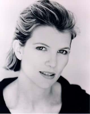 PHOTO D3031 Alexandra Tydings at Amazon's Entertainment Collectibles Store