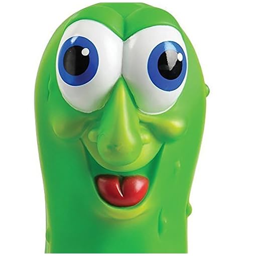 CP Toys Pass The Pickle Game with Pre-Programmed Music for 2 or More ...