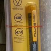 Fluke 2AC 90-1000VC, Non Contact Voltage Tester: Amazon.in: Industrial ...