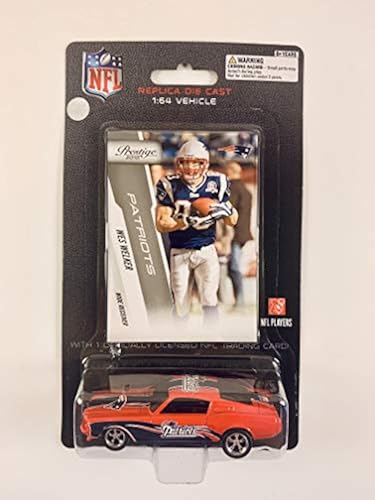 2010 PRESS PASS NFL Players REPLICA DIE CAST Car with Card 1:64 Scale ...