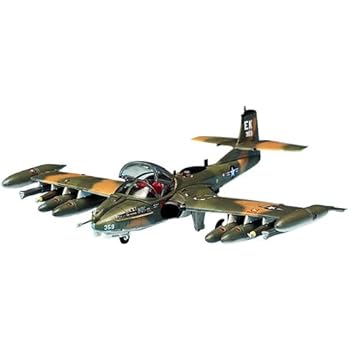 Amazon.com: Academy JU87G-1 Stuka "Tank Buster" Model Kit: Toys & Games