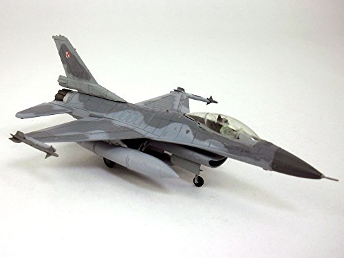 Buy Lockheed Martin F-16C (F-16) Fighting Falcon 1/100 Scale Die-cast ...