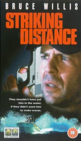Striking Distance [VHS] [1994]: Bruce Willis, Sarah Jessica Parker ...