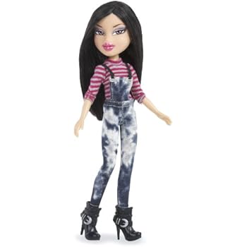 Amazon.com: Bratz Strut It Doll - Cloe: Toys & Games