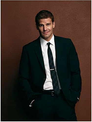 Bones David Boreanaz as Special Agent Seeley Booth in Sharp Black Suite ...