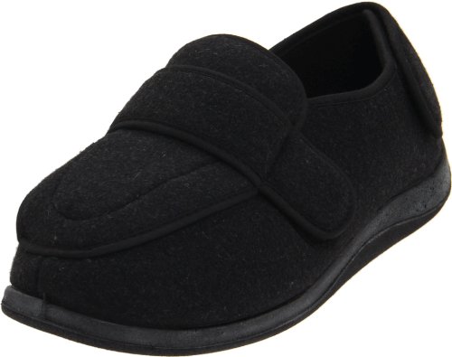 Safe Slippers for Elderly People: Keep Them From Falling! | Graying ...